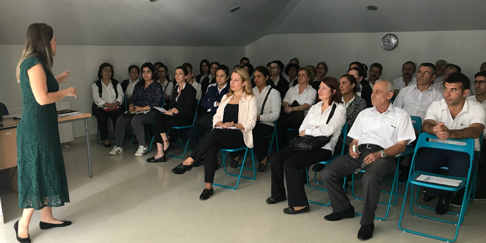 “USING TIME EFFICIENTLY IN THE SERVICE BUS”TRAINING | SEV Schools